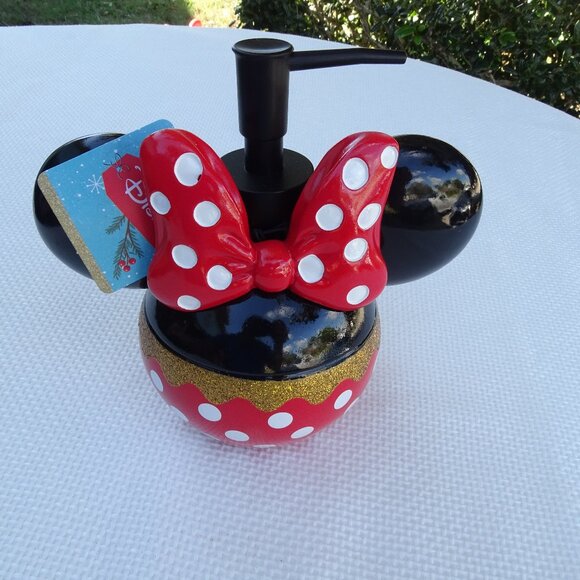 Disney | Bath | Disney Minnie Mouse Holiday Soaplotion Pump Dispenser ...